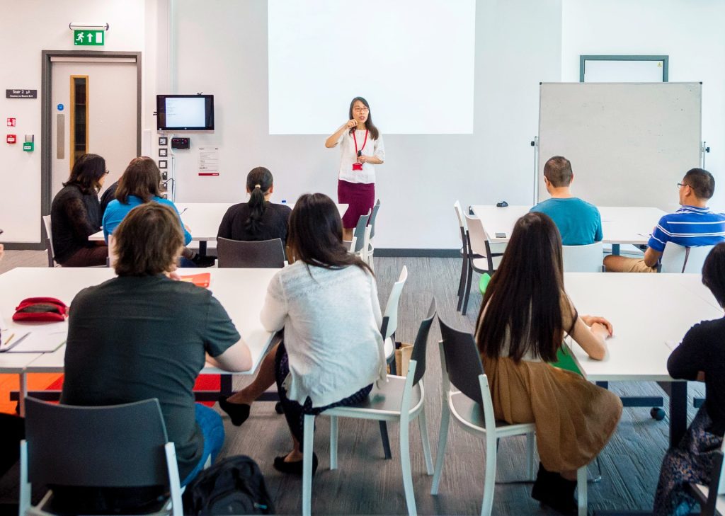 DMU Global – Travel. Discover. Learn